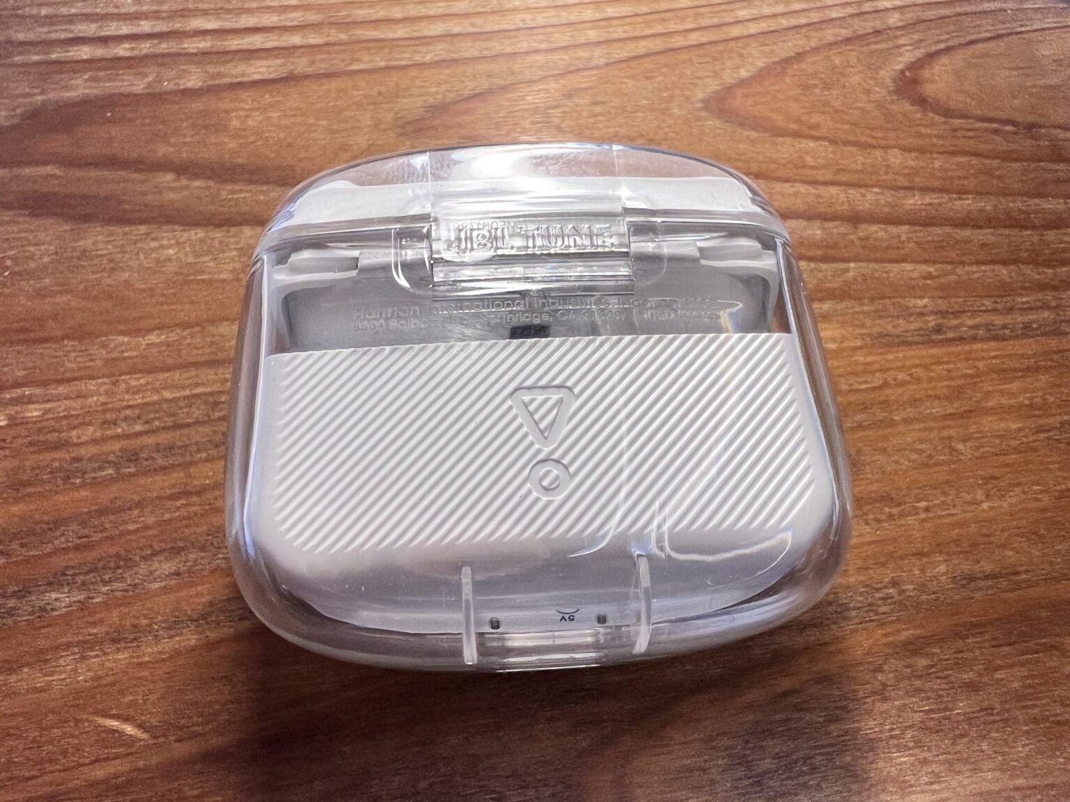 【JBL TUNE FLEX GHOST】2ウェイ装着ながらノイキャンも外音取り込みも対応したコスパ最強イヤホン！